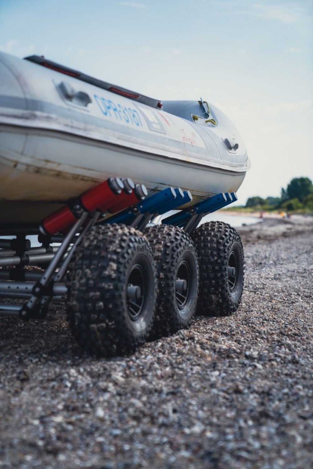 RibTrax 1x6 - new trolley for heavy inflatables
