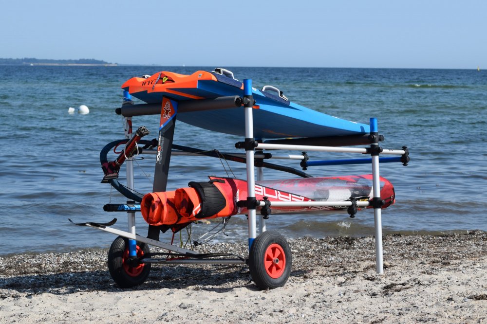 Light transport trolley for the IQFOIL made of aluminiu