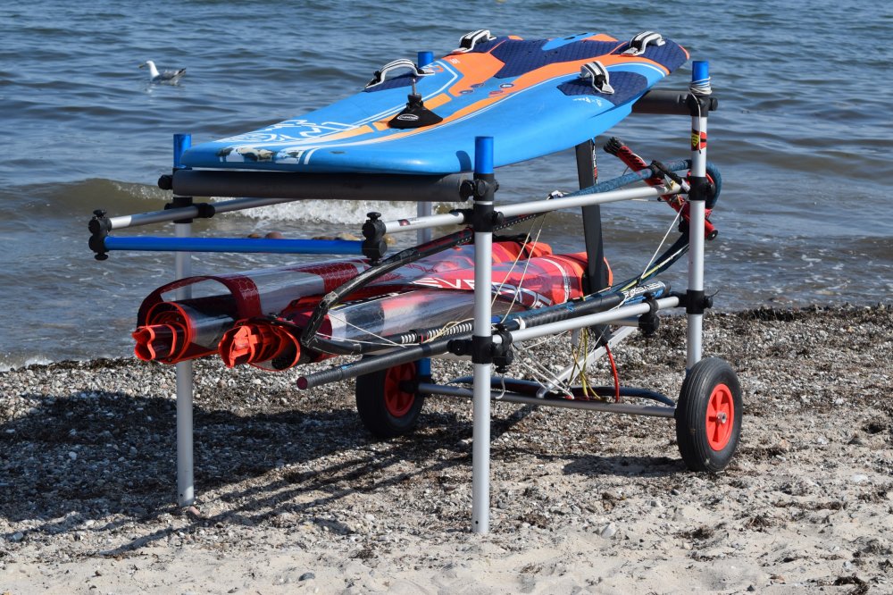 Light transport trolley for the IQFOIL made of aluminiu